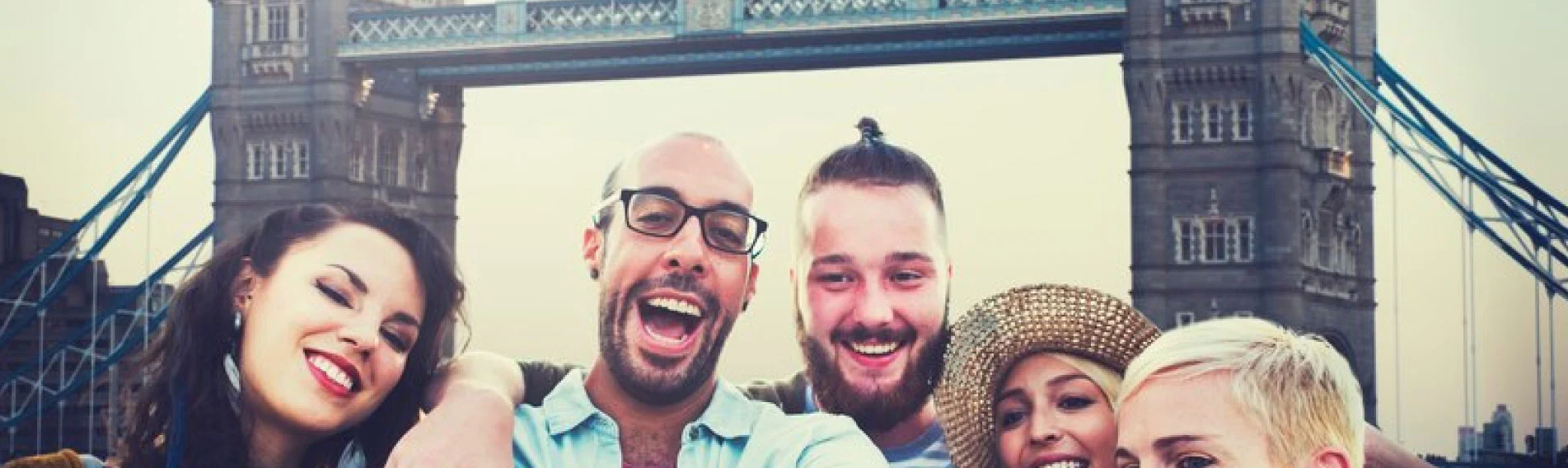 Explore the Best London Day Trips with a Bus Trip in London